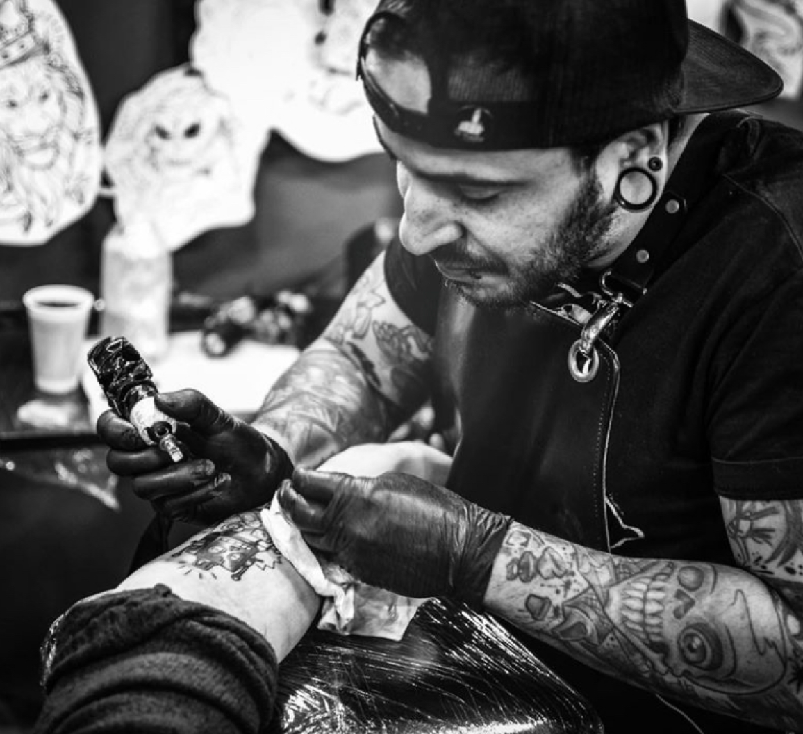 Manu | Tattoo Artist